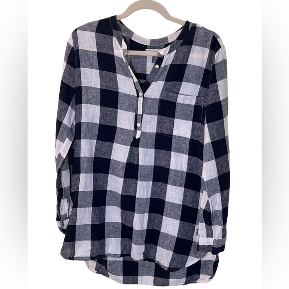 Old Navy | Tops | Old Navy Plaid Tunic 4 Button Down Navy And White ...